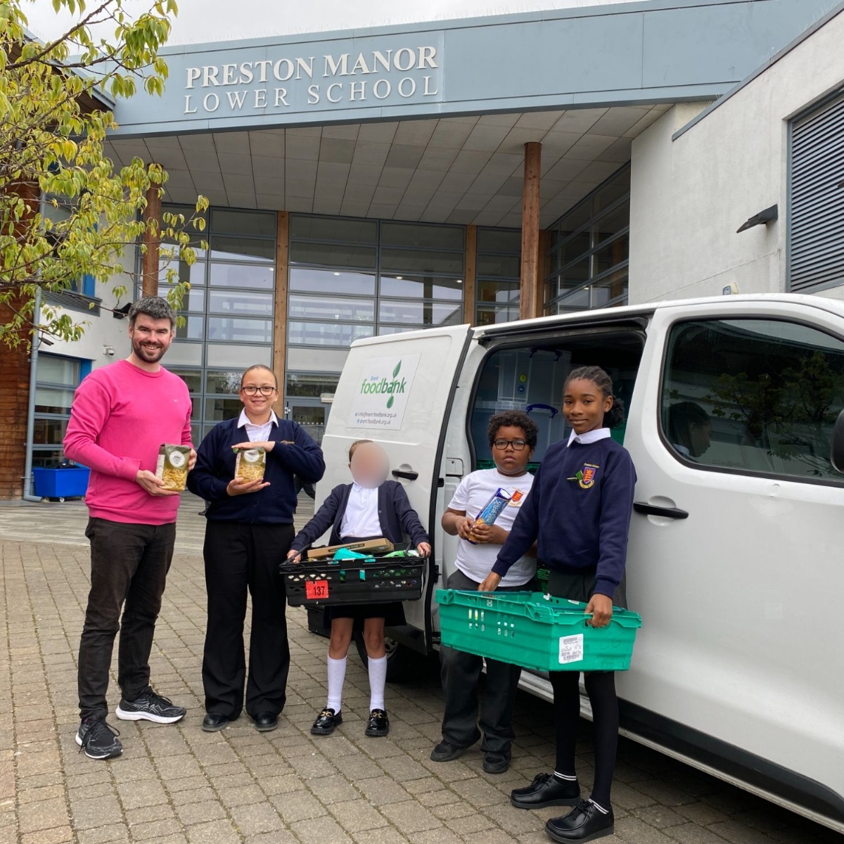 Preston Manor - Lower School supports Brent Food bank